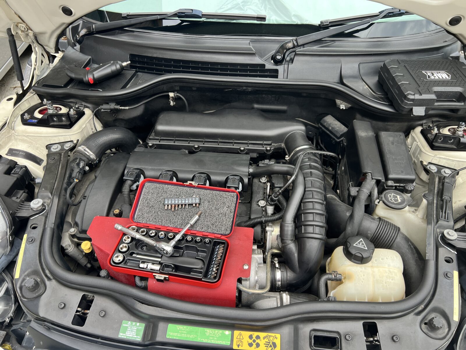 BMW MINI R56 VANOSソレノイドバルブ交換方法｜不調の症状は？ | コプリンブログ